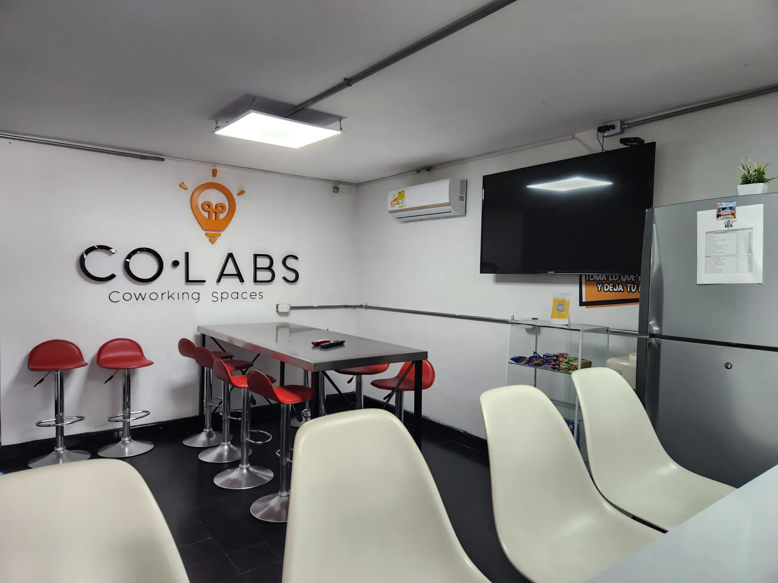 Explora la sinergia en CoLabs : Descubre nuestras áreas comunes y potencia tu creatividad - Colabs